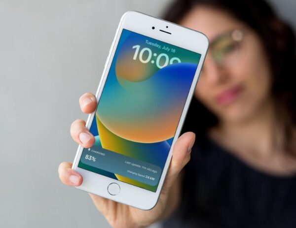 FLO Launches New Locked-Screen Charging Status Mobile App Feature ...