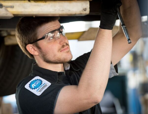 Employers Benefit from ASE Entry-Level Certification - Autosphere