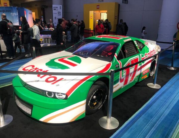 Wakefield Canada Unveils New Castrol Logo at CIAS - Autosphere