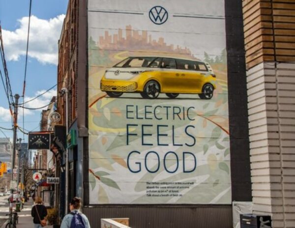Volkswagen Canada Launches Pollution-Eating-Paint Murals - Autosphere