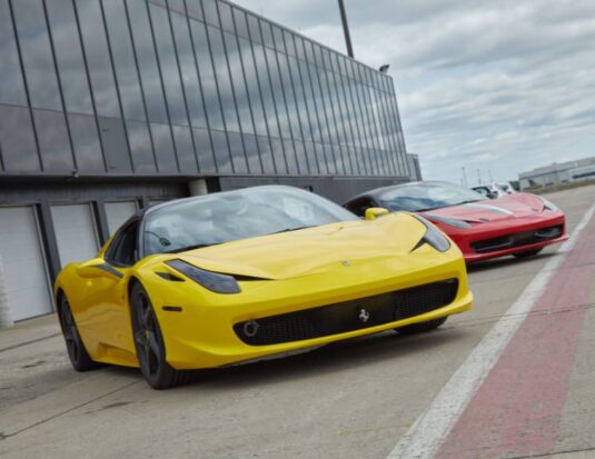 Ferrari 458 vs. Nokian Surpass AS01 - Autosphere